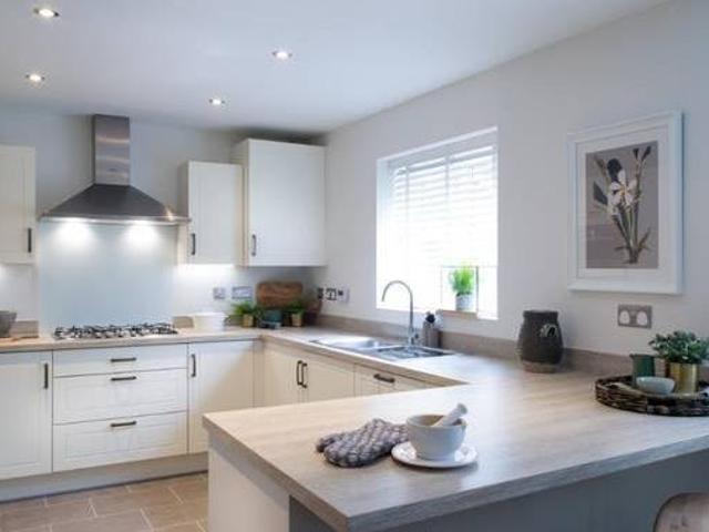 5 bedroom detached house for sale in Sycamore Way Shawbury Shrewsbury SY4 SY4