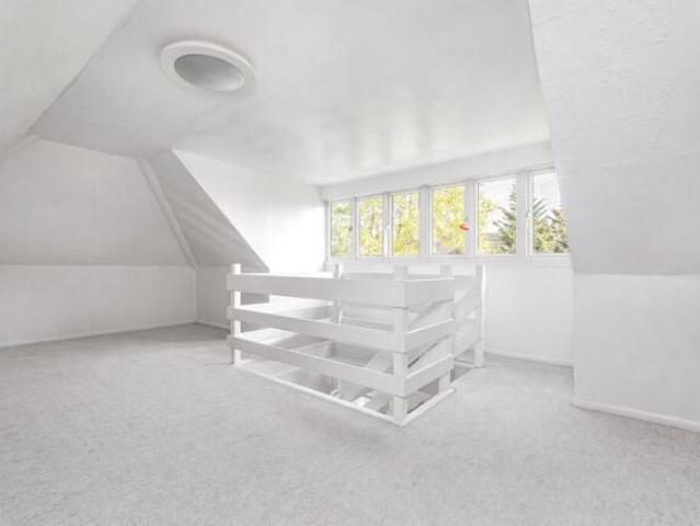 5 bedroom detached house for sale in Poynings Way, Woodside Park, London, N12