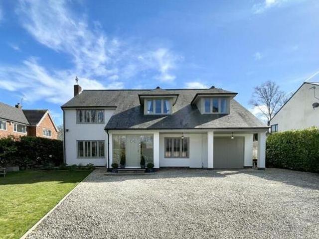 5 Bedroom Detached House For Sale In Ponteland, Newcastle Upon Tyne