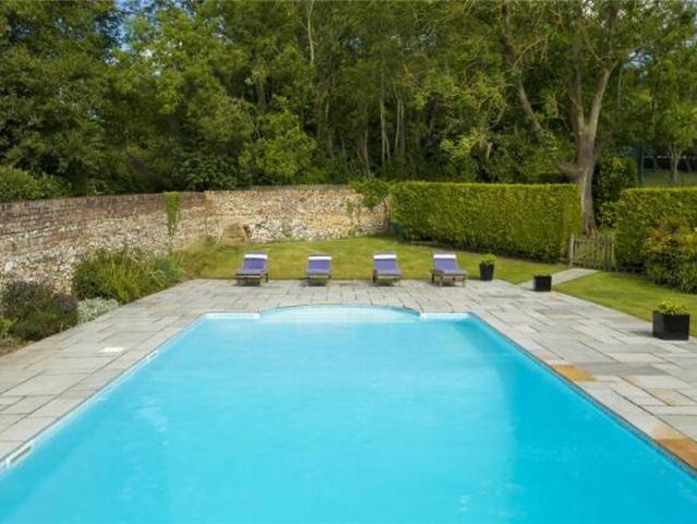 5 bedroom detached house for sale in Pope Street, Godmersham, Kent, CT4