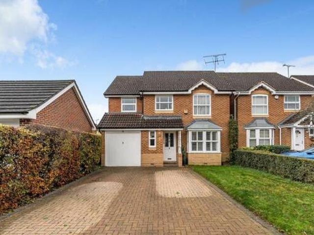 5 Bedroom Detached House For Sale In Popular Airfield Development