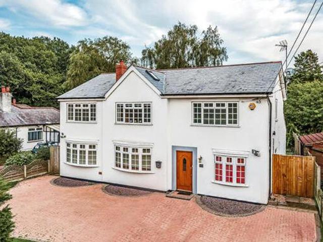 5 Bedroom Detached House For Sale In Portway