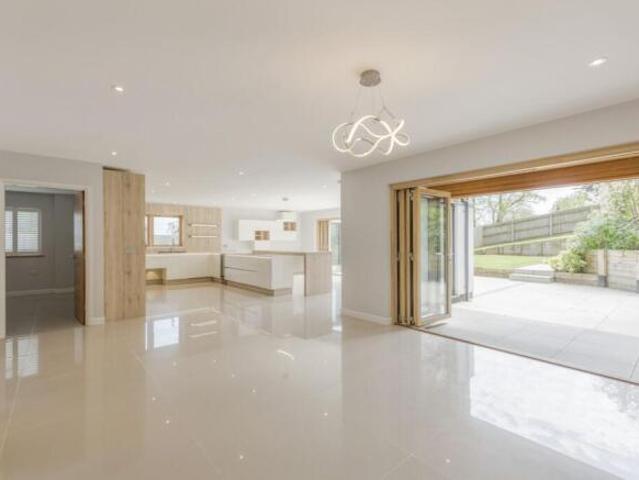 5 bedroom detached house for sale in Park Lane, Exeter, EX4