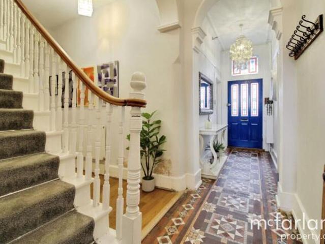 5 bedroom detached house for sale in Park Lane, Swindon, SN1
