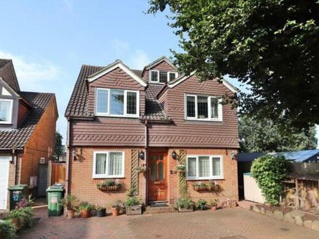 5 Bedroom Detached House For Sale In Park Street