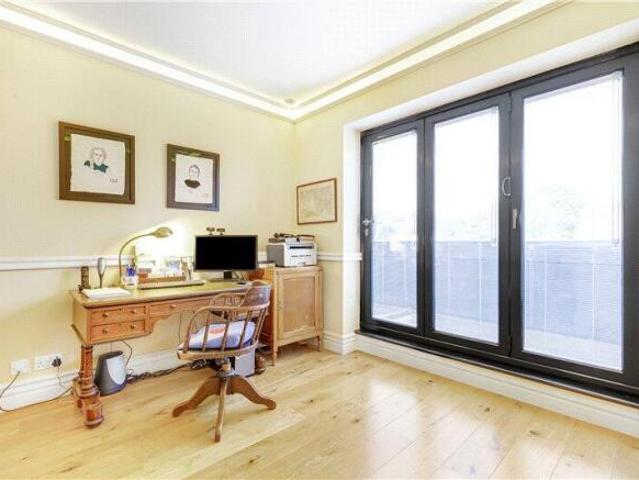5 bedroom detached house for sale in Parke Road, Barnes, London, SW13