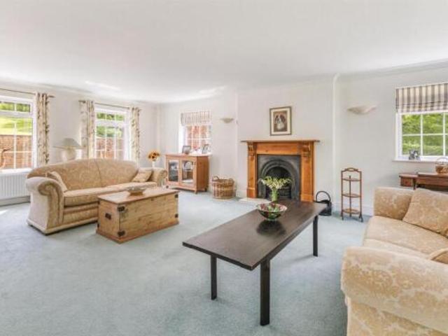 5 bedroom detached house for sale in Pastures Hill, Littleover, Derby, DE23