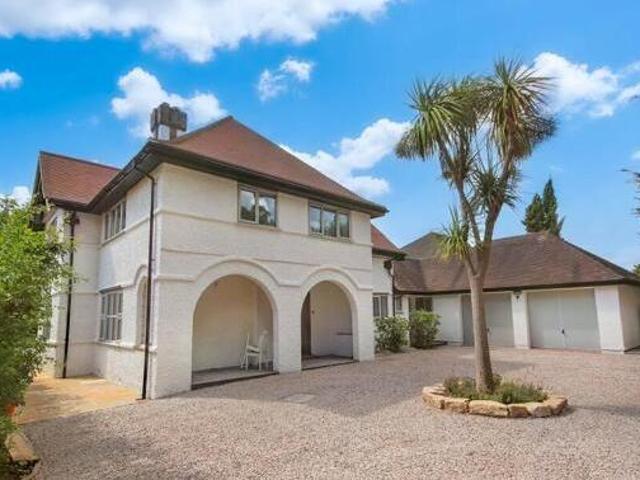 5 Bedroom Detached House For Sale In Pennington, Lymington