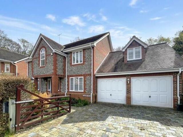 5 Bedroom Detached House For Sale In Peppard Common