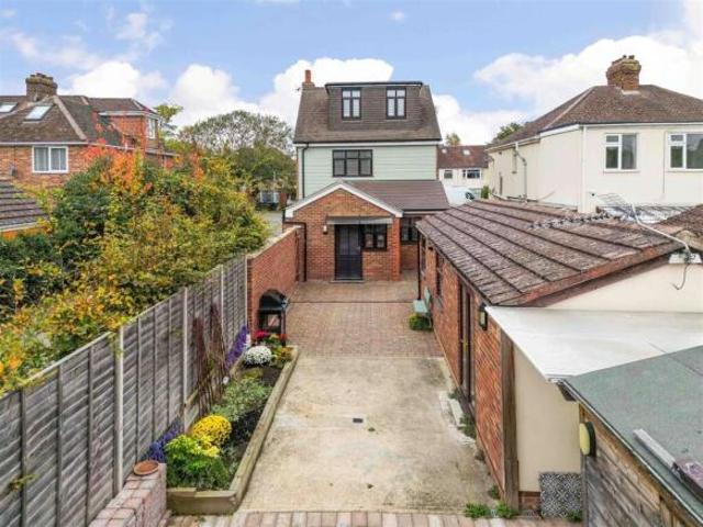 5 bedroom detached house for sale in Perne Road, Cambridge, CB1