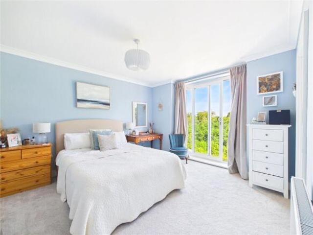 5 bedroom detached house for sale in Pitmaston Close, Broomhall, Worcester, Worcestershire, WR5