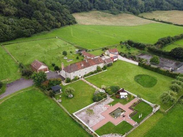 5 Bedroom Detached House For Sale In Pitney