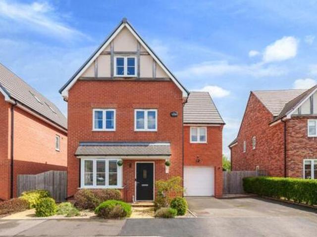 5 Bedroom Detached House For Sale In Pinvin