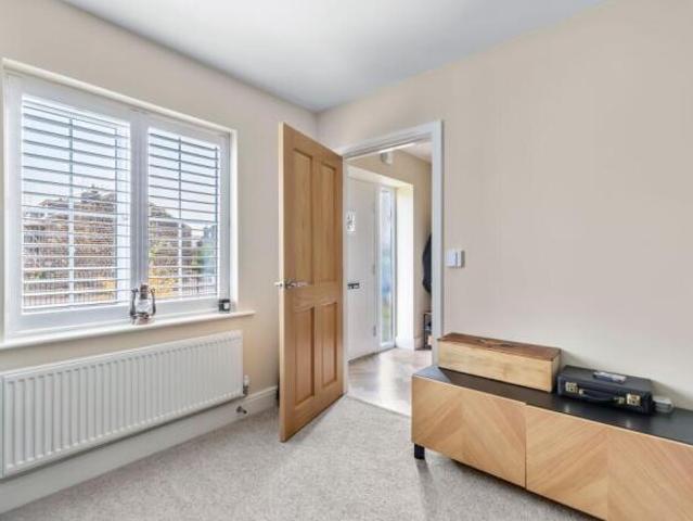5 bedroom detached house for sale in Plover Field, Menston, LS29