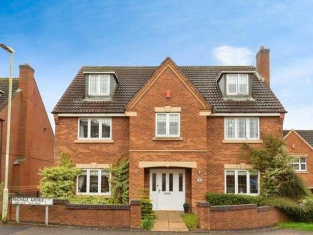 5 Bedroom Detached House For Sale In Priorslee, Telford