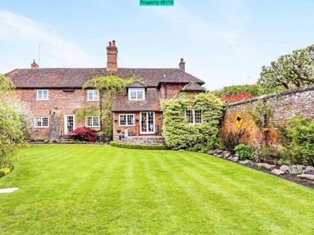 5 Bedroom Detached House For Sale In Puttenham, Guildford