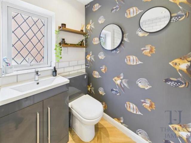 5 bedroom detached house for sale in Purbeck Drive, West Bridgford, Nottingham, NG2