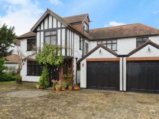 5 Bedroom Detached House For Sale In Purley