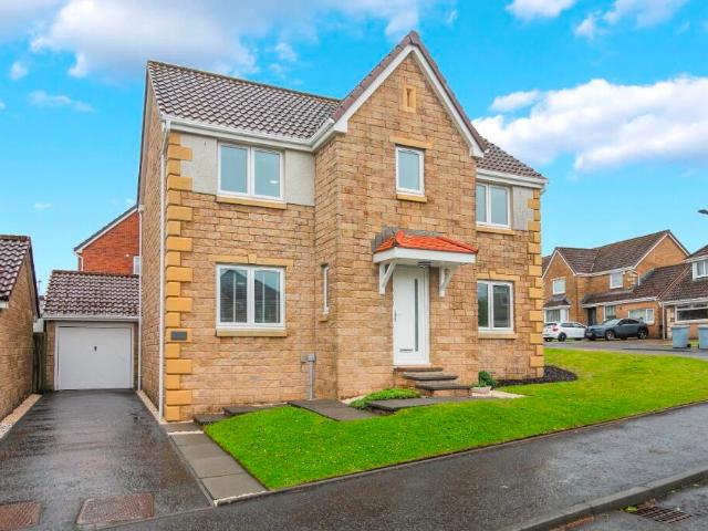 5 bedroom detached house for sale in Quantock Drive, Lindsayfield, East Kilbride, G75