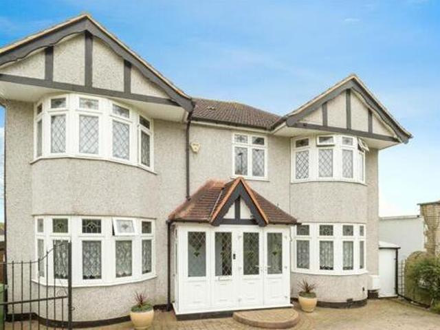 5 Bedroom Detached House For Sale In Romford