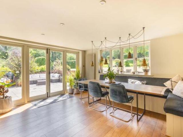 5 bedroom detached house for sale in Romford Road, Pembury, TN2