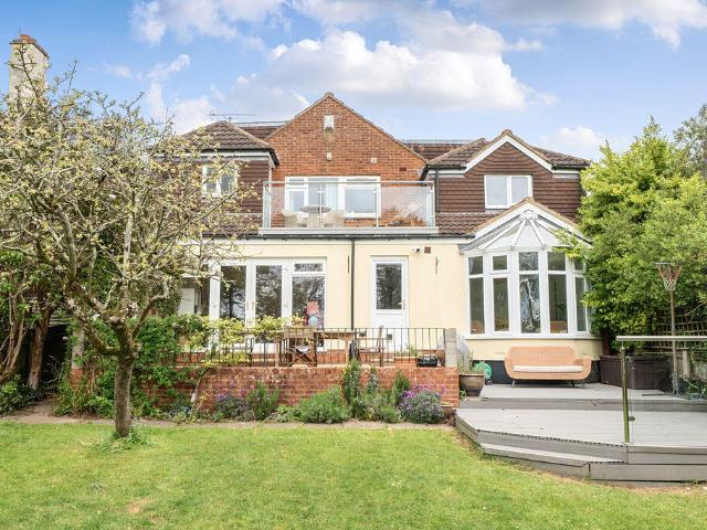 5 bedroom detached house for sale in Rosebarn Avenue, Exeter, EX4
