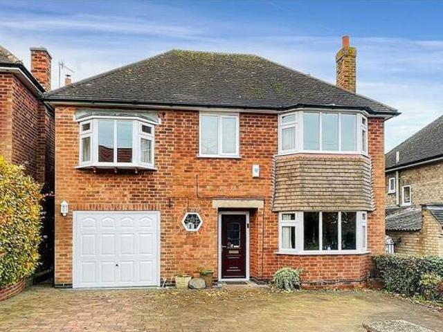 5 Bedroom Detached House For Sale In Radcliffe On Trent