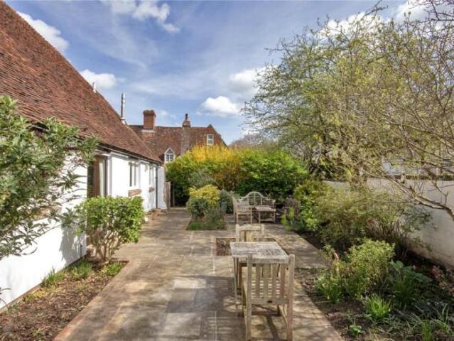 5 bedroom detached house for sale in Ranters Lane, Goudhurst, Kent, TN17