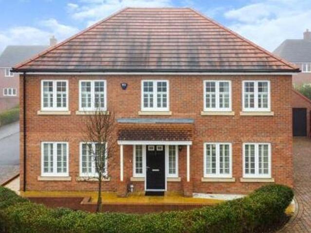 5 Bedroom Detached House For Sale In Reading, Berkshire