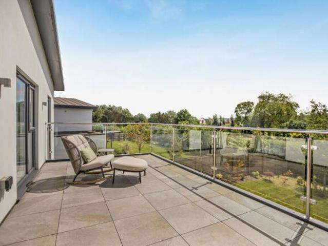 5 bedroom detached house for sale in Regency Drive, Exeter, Devon, EX2