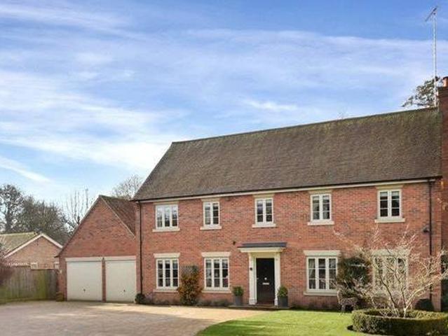 5 bedroom detached house for sale in Repton Derbyshire DE65