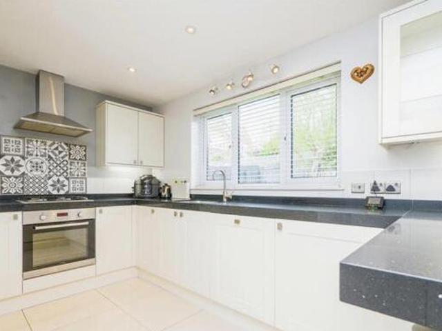 5 Bedroom Detached House For Sale In Rhoose
