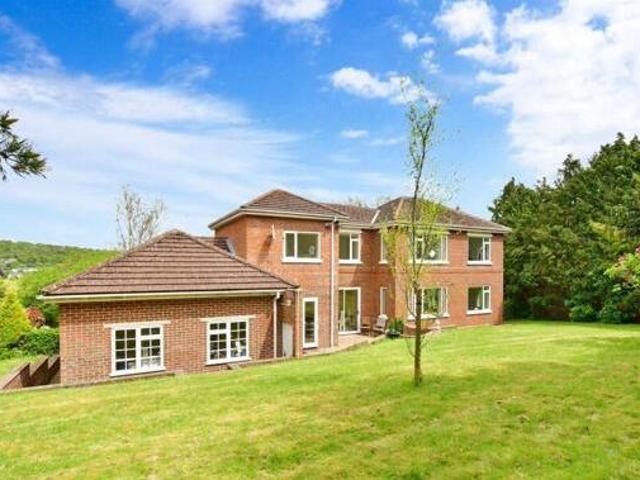 5 Bedroom Detached House For Sale In River, Dover