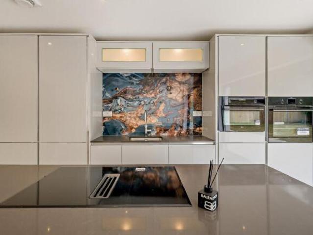 5 bedroom detached house for sale in Ricketts Hill Road, Tatsfield, Westerham, Kent, TN16
