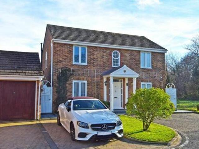 5 Bedroom Detached House For Sale In Richmond