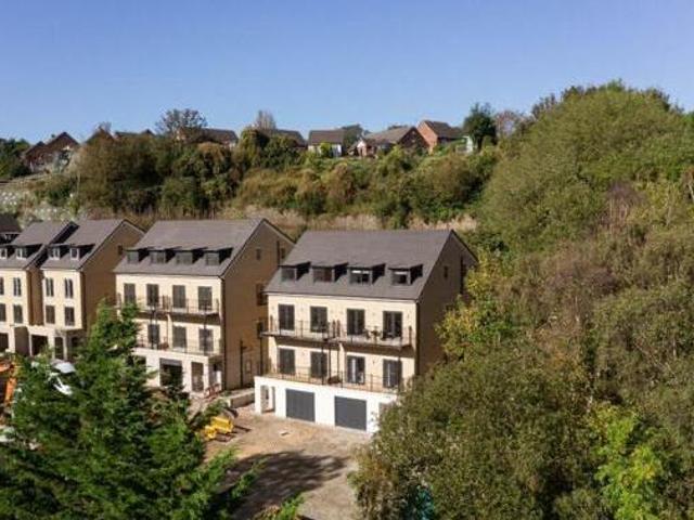 5 Bedroom Detached House For Sale In Ridge Court
