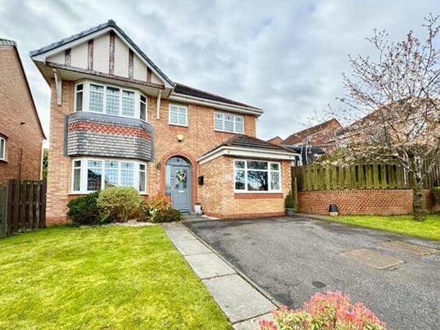 5 Bedroom Detached House For Sale In Rumford