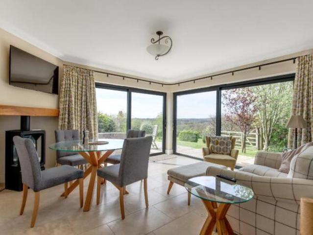 5 bedroom detached house for sale in Rye Road, Hawkhurst, Kent, TN18 5DW, TN18