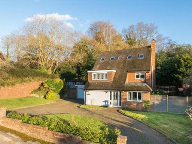 5 Bedroom Detached House For Sale In Woking