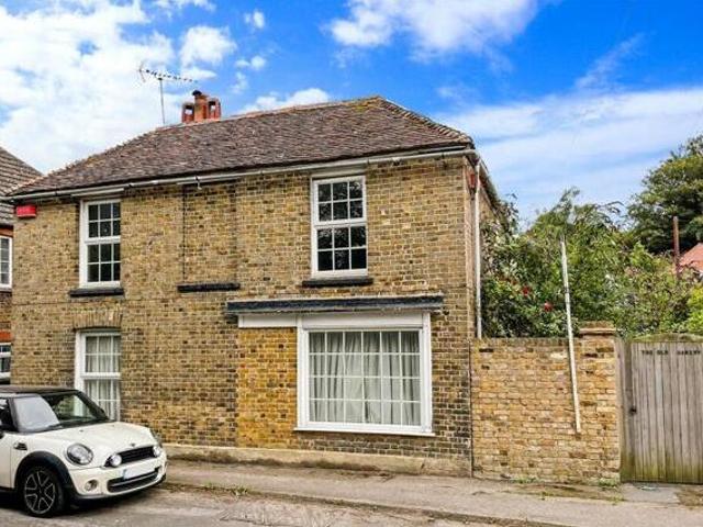 5 Bedroom Detached House For Sale In Woodnesborough