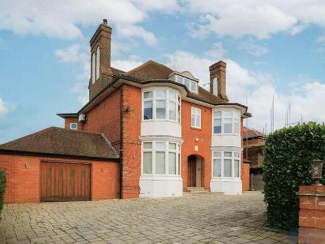5 Bedroom Detached House For Sale In Woodford Green, Essex