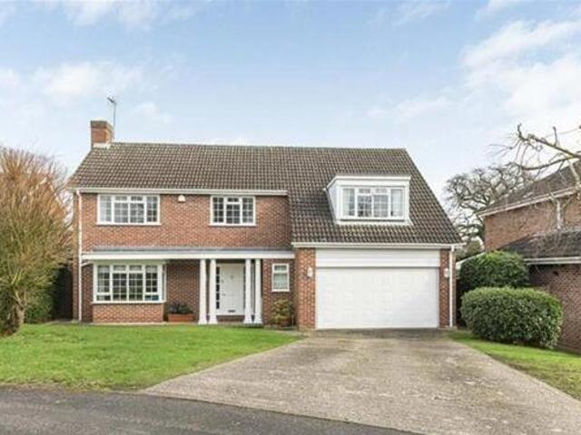 5 Bedroom Detached House For Sale In Woodley