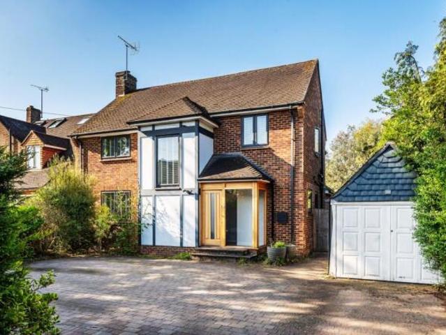 5 bedroom detached house for sale in Woodruff Avenue, Guildford, Surrey, GU1