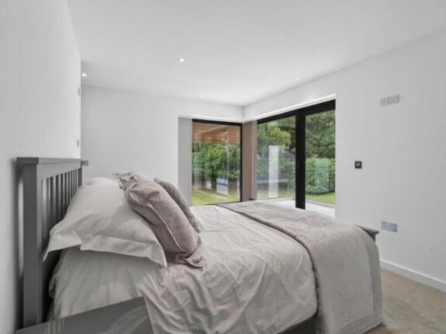 5 bedroom detached house for sale in Woods End, Drayton, NR8