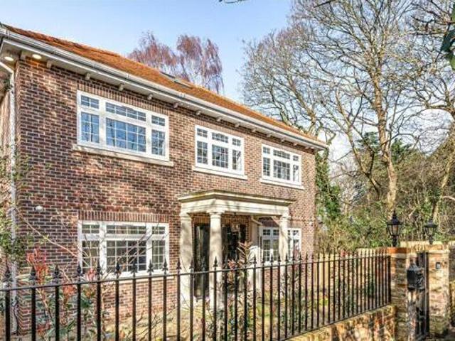 5 Bedroom Detached House For Sale In Woodside Lane, London
