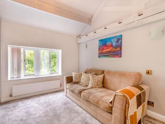 5 bedroom detached house for sale in Woodsome Road, Fenay Bridge, Huddersfield, HD8 0LQ, HD8