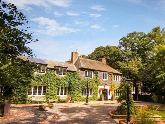 5 Bedroom Detached House For Sale In Woolsington