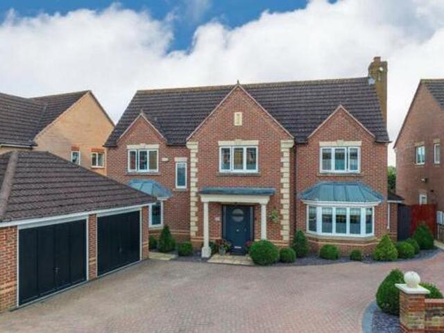 5 Bedroom Detached House For Sale In Wootton