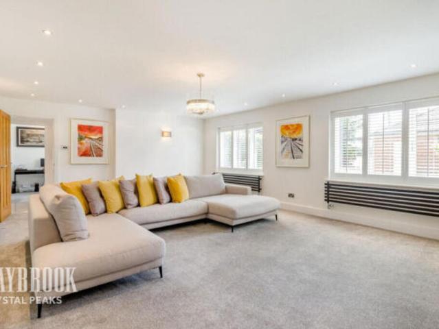 5 bedroom detached house for sale in Worksop Road, Sheffield, S25