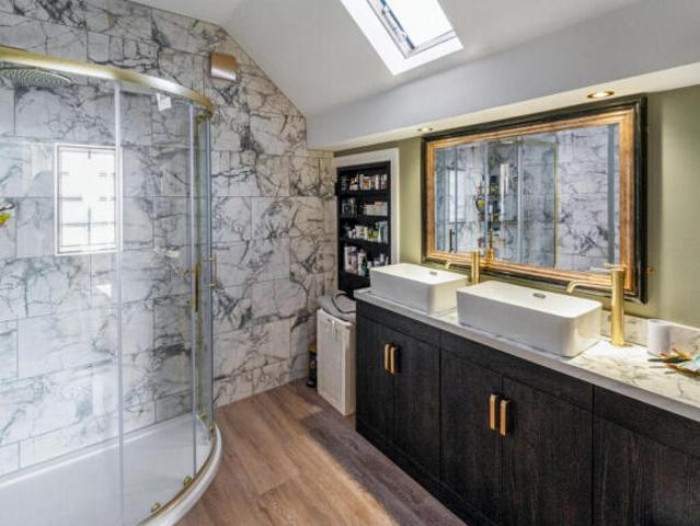 5 bedroom detached house for sale in The Houghtons, Watersmeet, Rushmere, Northampton, NN1 5SG, NN1